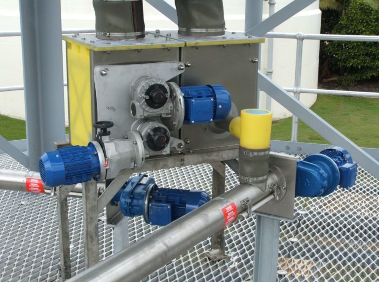 Microbatch Volumetric Screw Feeders - Filquip