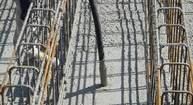 Compressed Air Concrete Poker - Filquip