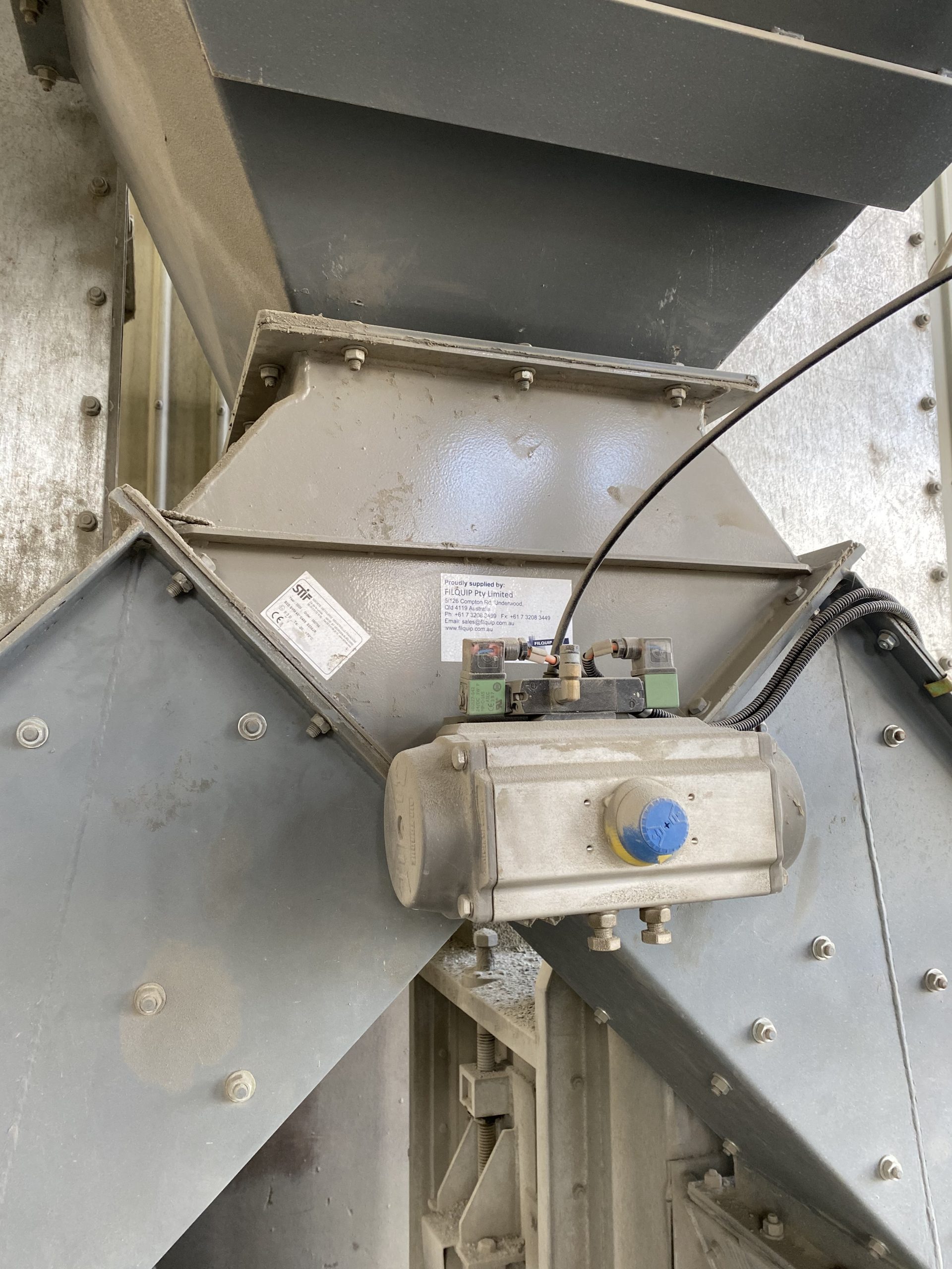 Flap Diverter Valves for Powders and Granules - Filquip