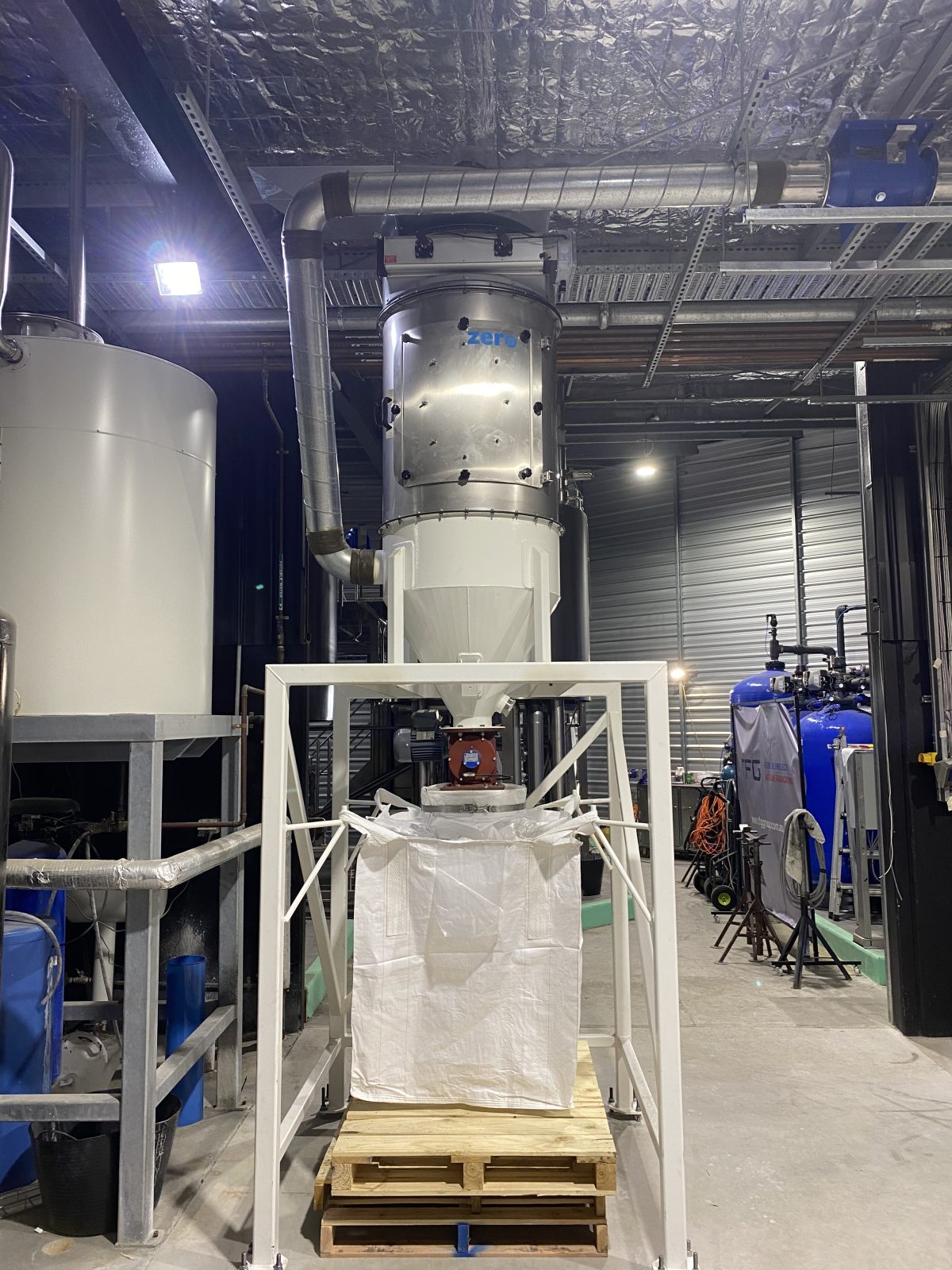 Free Standing Dust Extractors and Dust Collectors - Filquip