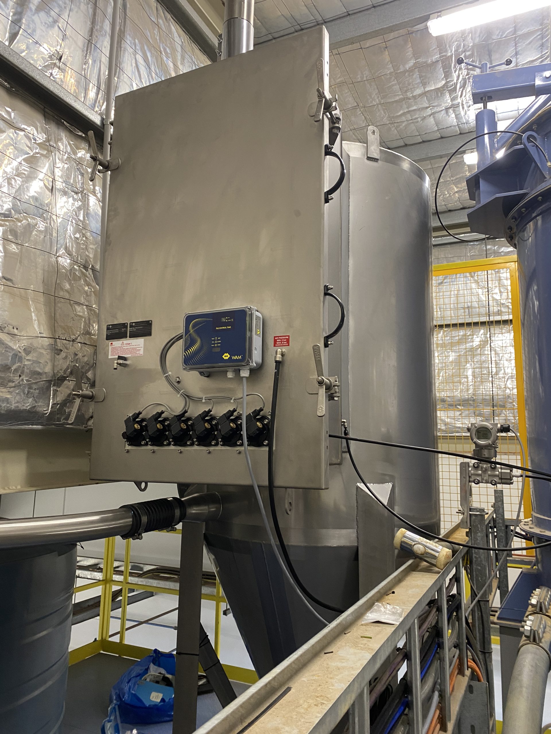 Red Lead Oxide Vacuum Conveying and Dosing System - Filquip