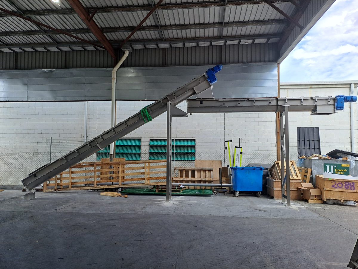 Shaftless Waste Salad, Rockwool and Dirt Screw Conveyors - Filquip